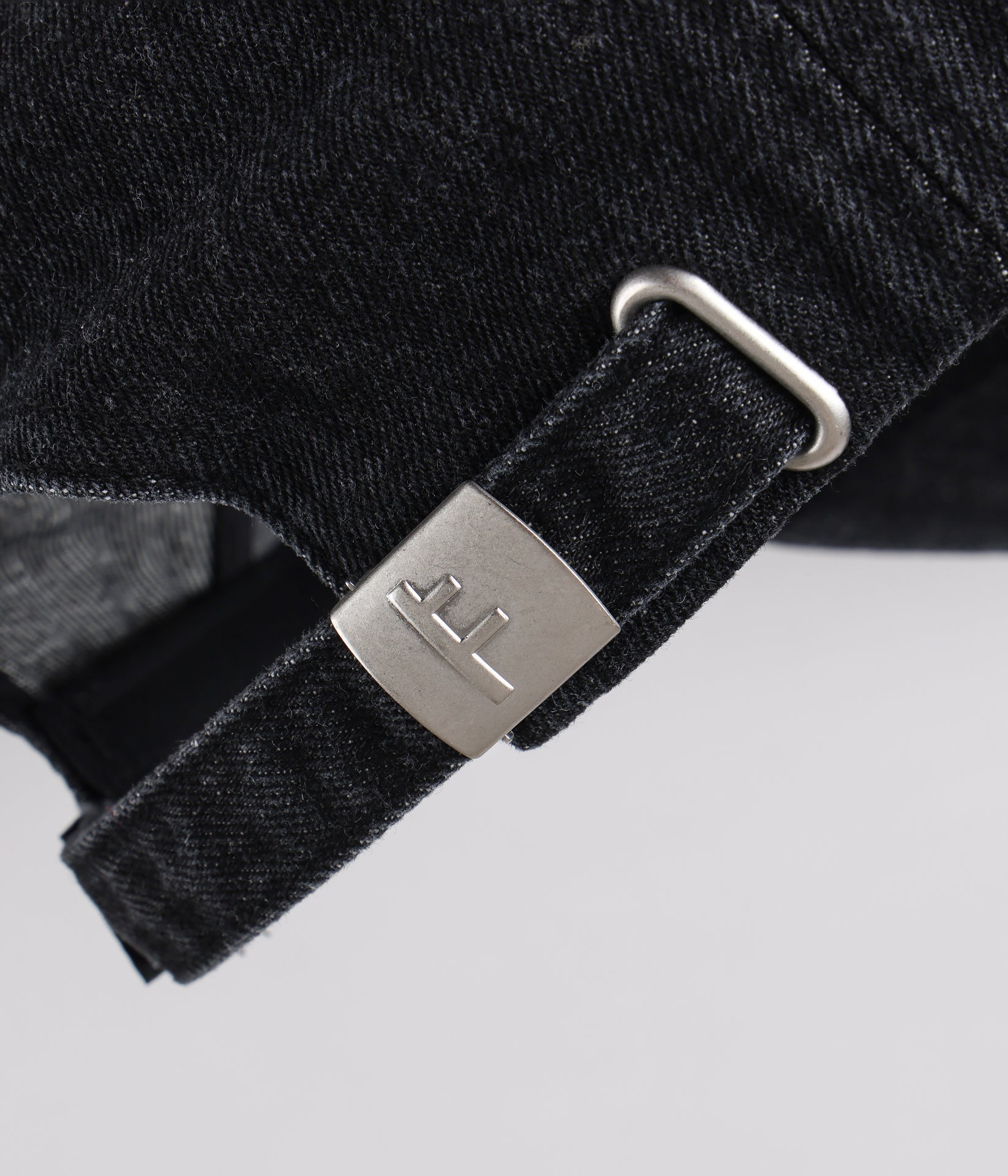 FORMER ACTION CAP BLACK – The Drive Skateboard Shop