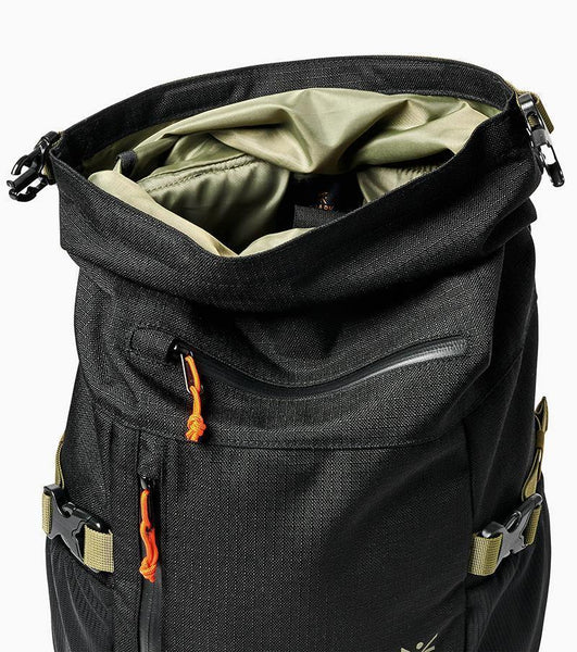 ROARK PASSENGER 27L BACKPACK BLACK | The Drive Skateshop